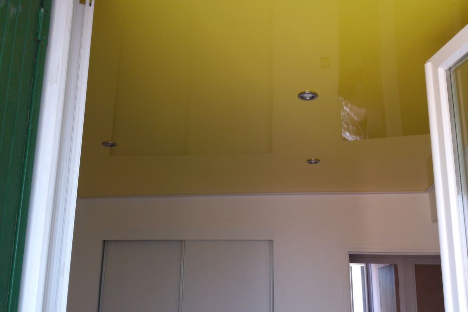Glossy Ceiling by "OneStretchCeiling"